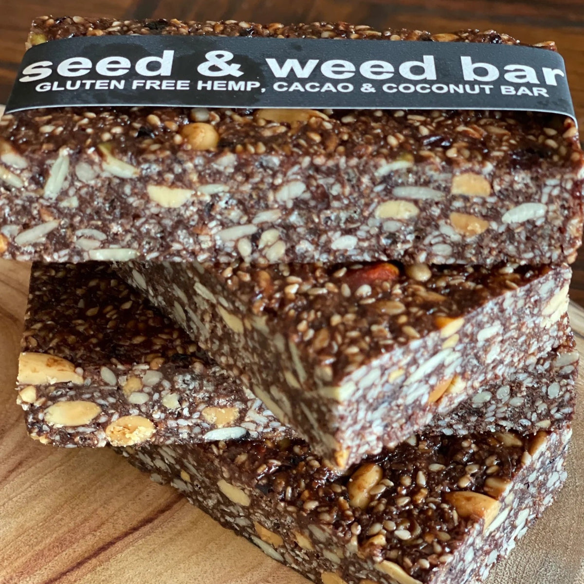 SEED & WEED BAR – Emme Mac Black